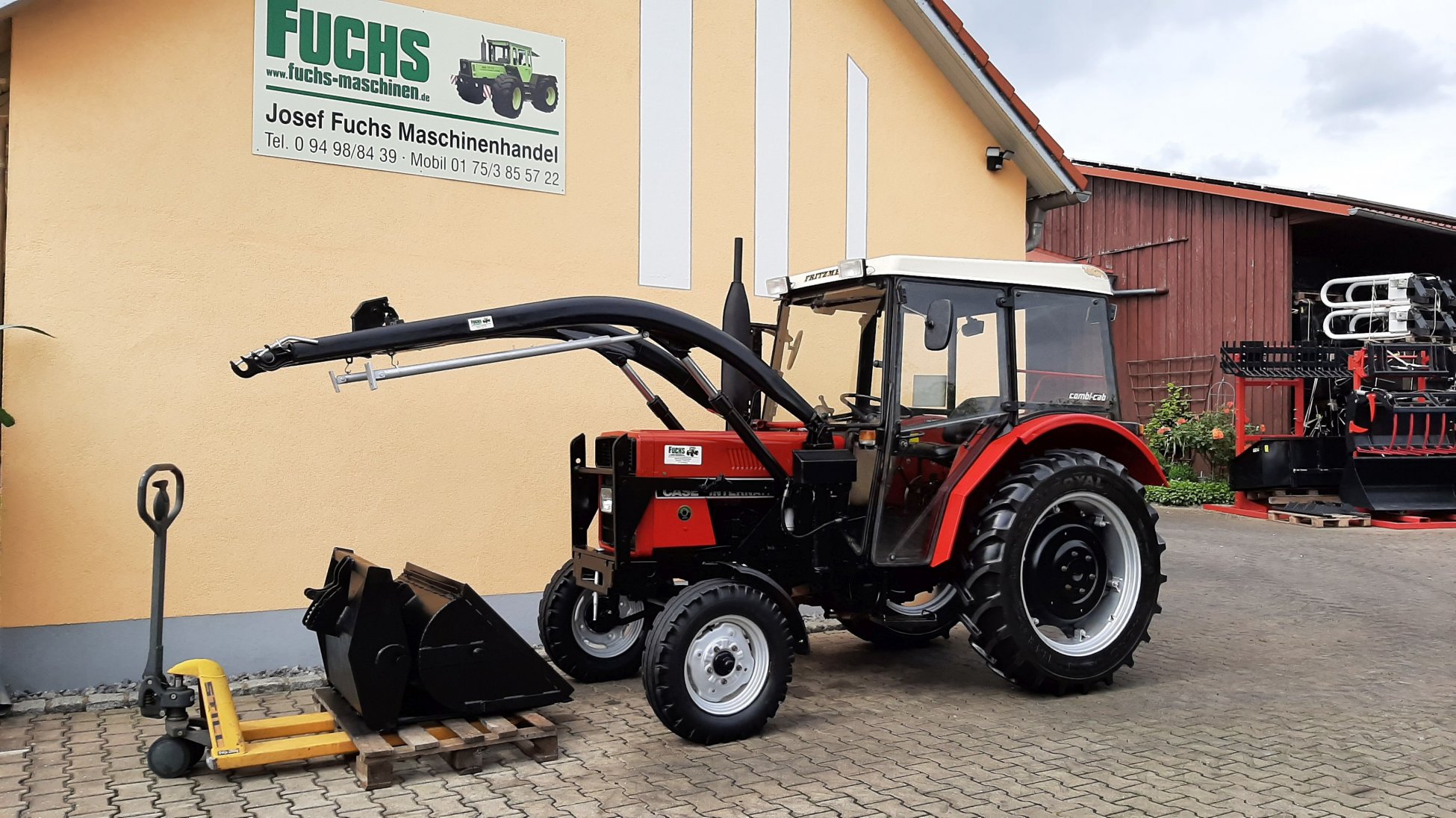 Fuchs Maschinenhandel Landmaschinen Traktor Laaber bei Regensburg