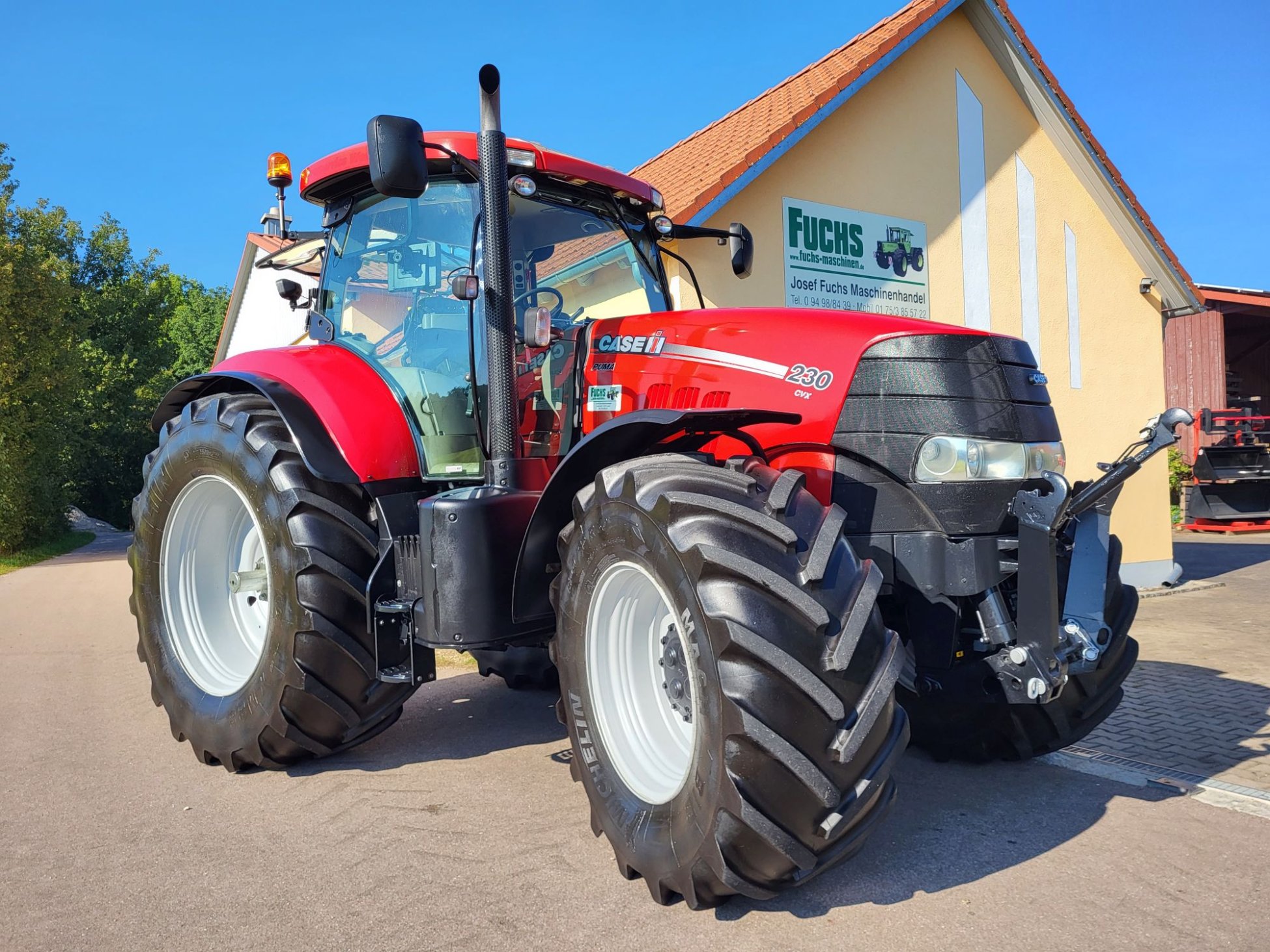 Fuchs Maschinenhandel Landmaschinen Traktor Laaber bei Regensburg