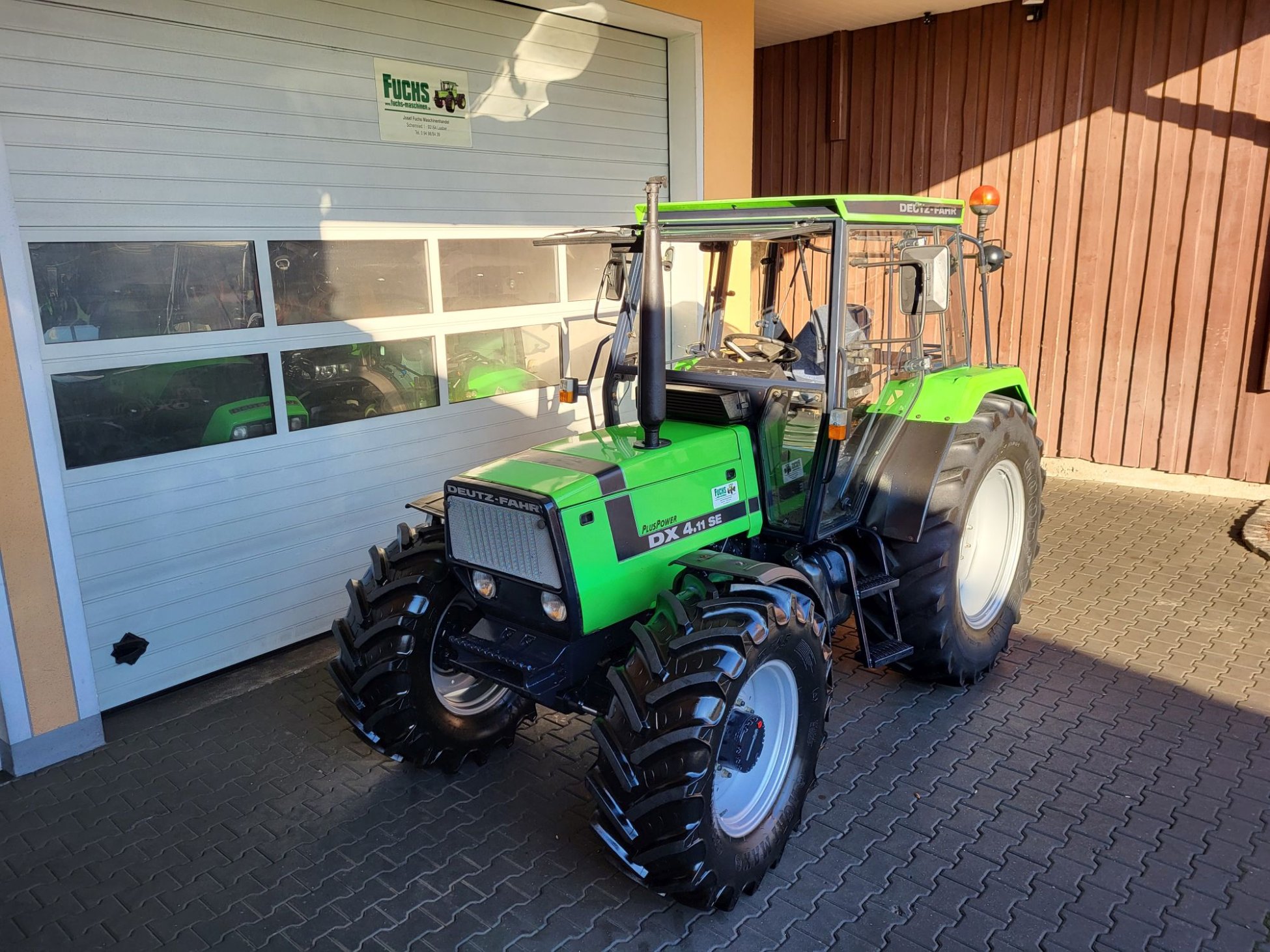 Fuchs Maschinenhandel Landmaschinen Traktor Laaber bei Regensburg