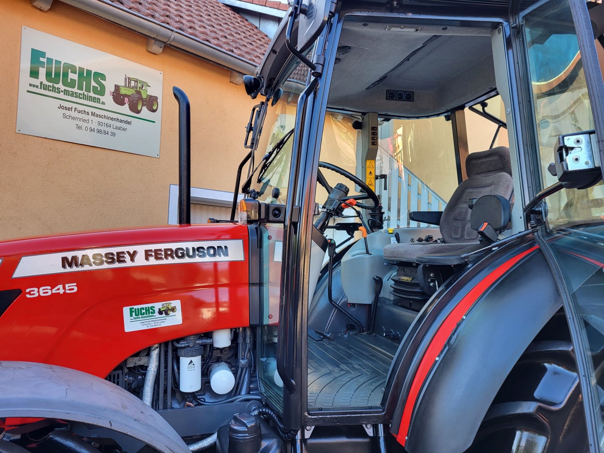 Fuchs Maschinenhandel Landmaschinen Traktor Laaber bei Regensburg