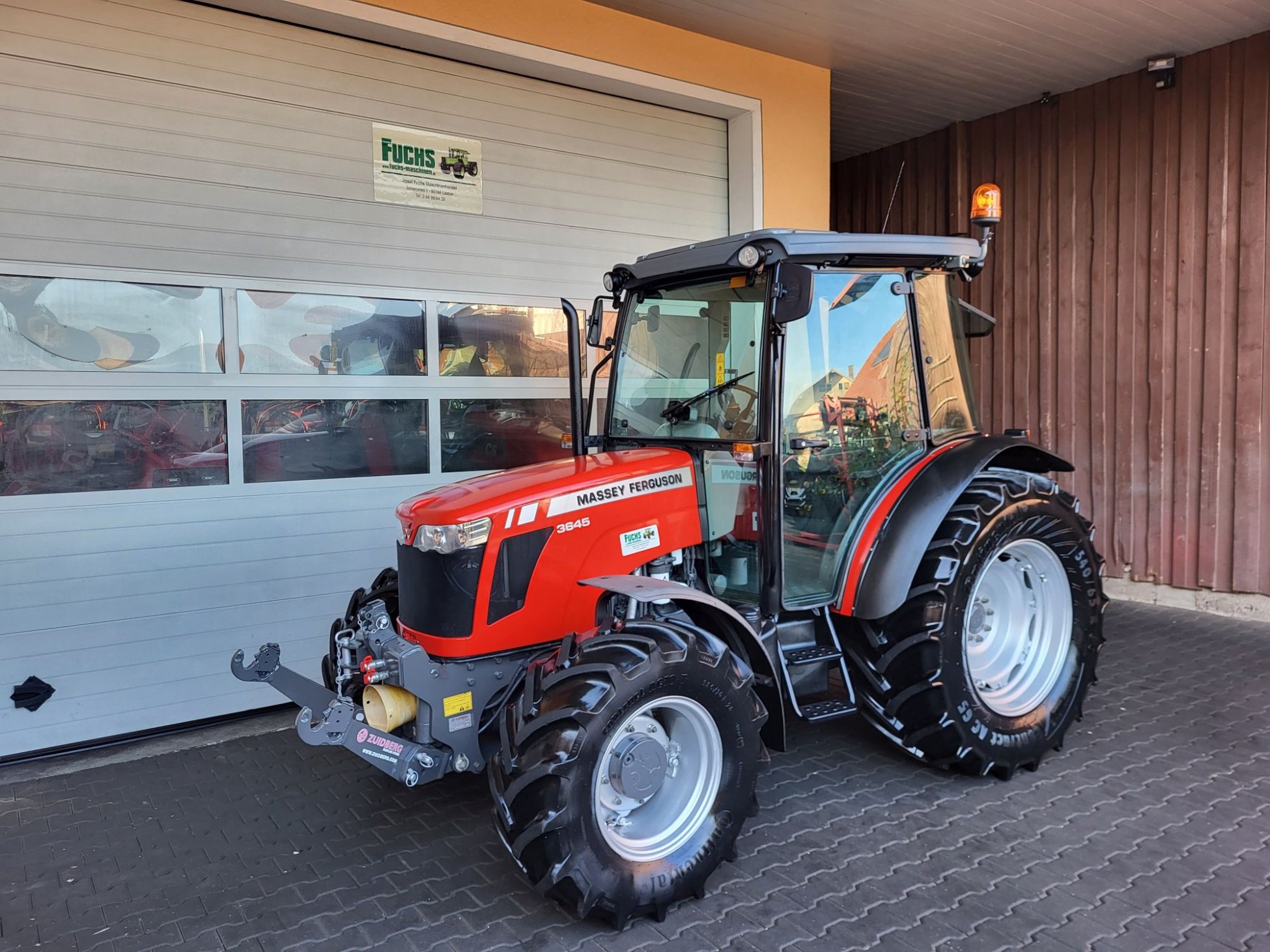 Fuchs Maschinenhandel Landmaschinen Traktor Laaber bei Regensburg