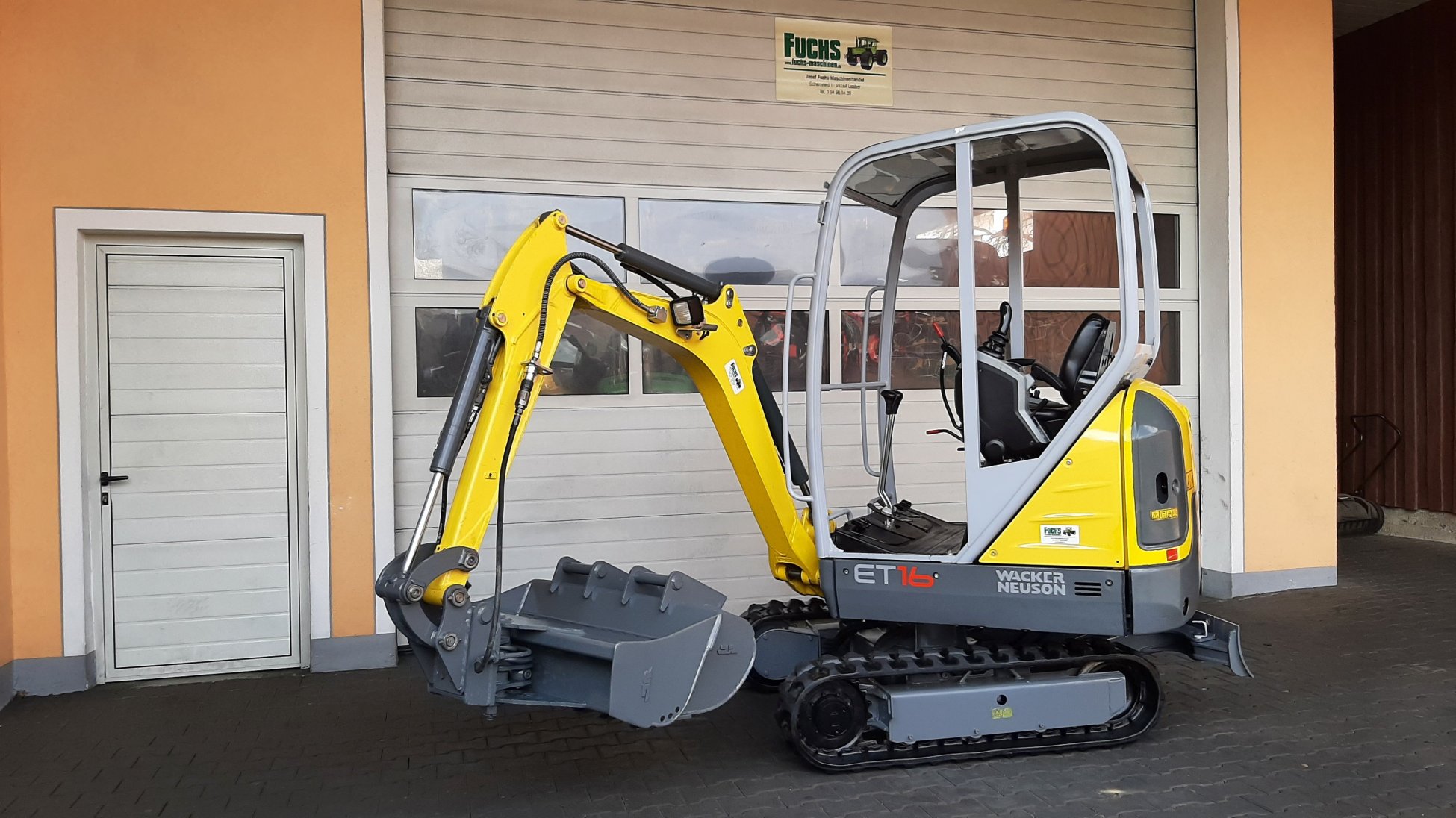 Fuchs Maschinenhandel Landmaschinen Traktor Laaber bei Regensburg