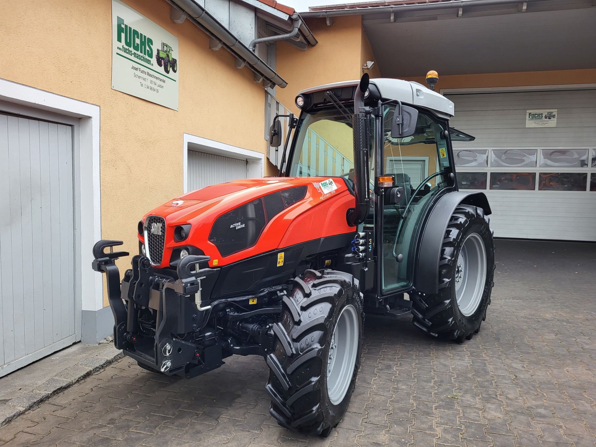 Fuchs Maschinenhandel Landmaschinen Traktor Laaber bei Regensburg