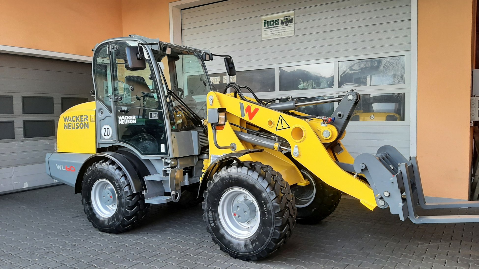 Fuchs Maschinenhandel Landmaschinen Traktor Laaber bei Regensburg